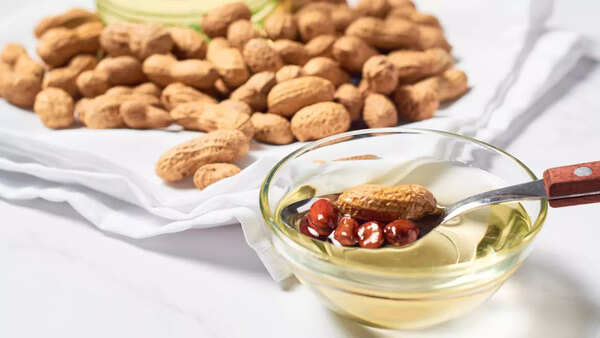8 Lesser Known Benefits of Switching to Groundnut Oil | - Times of India