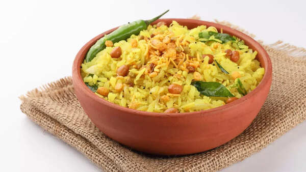 8 tips to make Poha healthy - Times of India