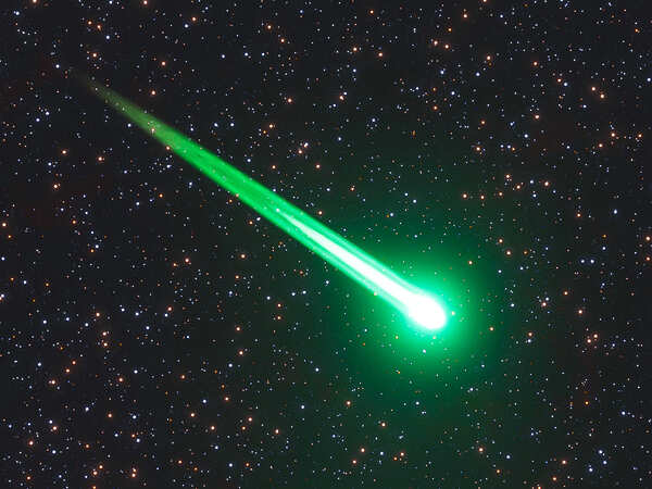 Goa astronomer Vithal Tilvi captures rare green comet on lens