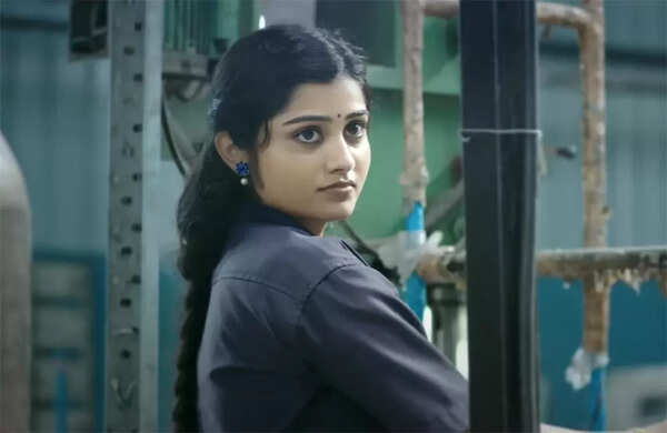 Amigo Garage Movie Review: A middling gangster drama that also works as ...