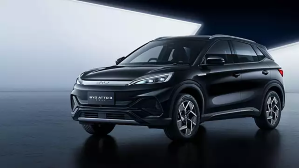 BYD Atto 3 facelift revealed globally: Gets larger touchscreen, new colours and more - Times of ...