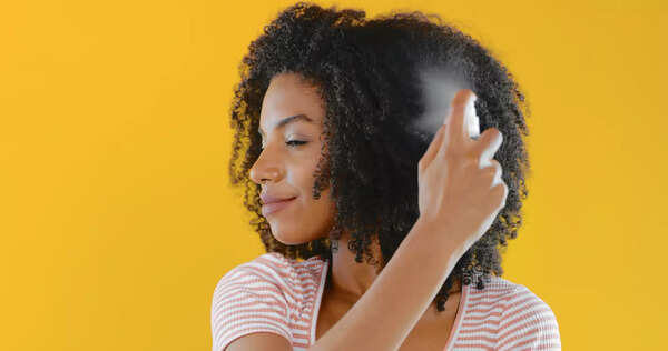 5 DIY hair sprays to smoothen out frizzy hair - Times of India