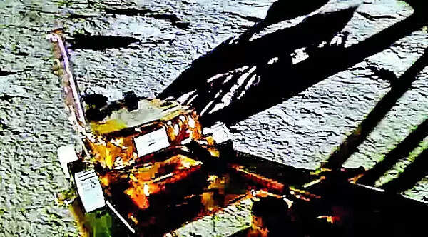 ISRO's Lunar Love: India and Japan together will launch Lunar Polar ...