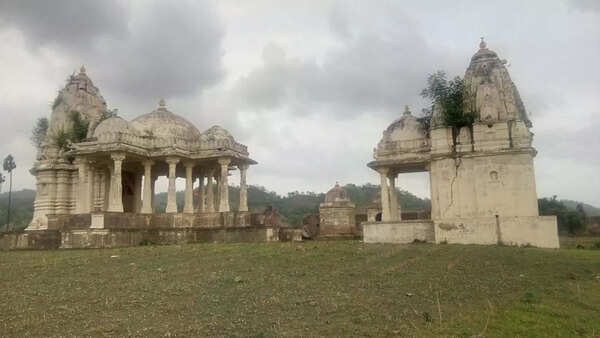 Why this Shiva Temple stays submerged underwater for 6 months in a year ...