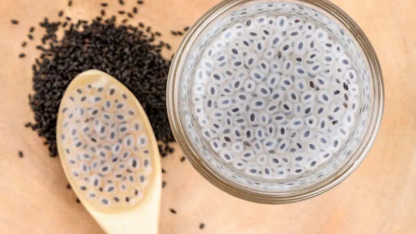 Sabja Seeds Cinnamon Water Benefits: 5 Benefits of adding sabja seeds ...