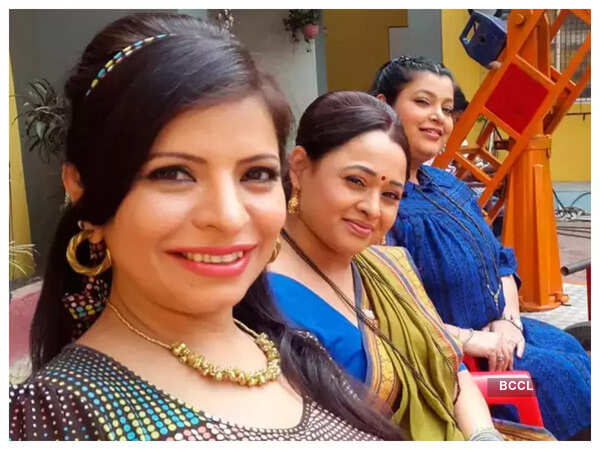 Ambika Photos | Ambika Images | Ambika Pictures | Times of India ...