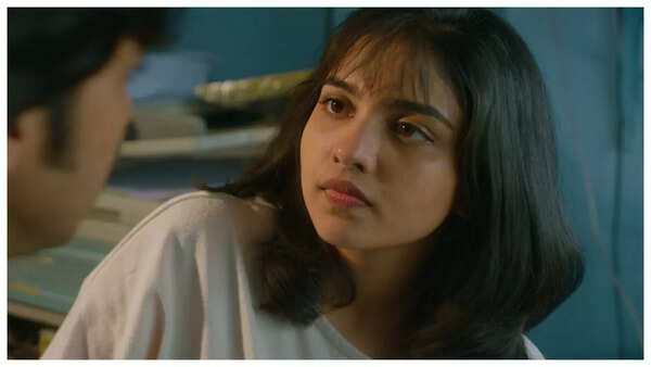 18+ Journey Of Love Trailer : Naslen K.Gafoor, Mathew Thomas, Meenakshi ...