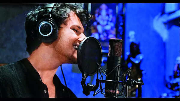 Samarjit sings a hit from his father’s old film for his debut | Kannada ...