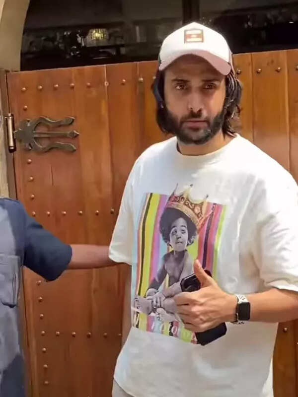 Did Pooja Hegde make her relationship with rumoured boyfriend Rohan ...