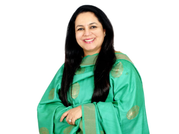 Top 10 Outstanding Leaders To Follow in 2024 - Times of India