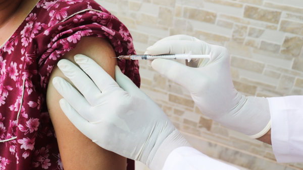 Covishield Vaccine Case: After Covishield vaccine side effects ...