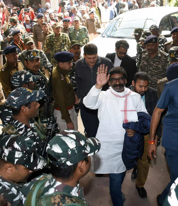 Hemant Soren out on bail, see his latest photos | Ranchi News - Times ...
