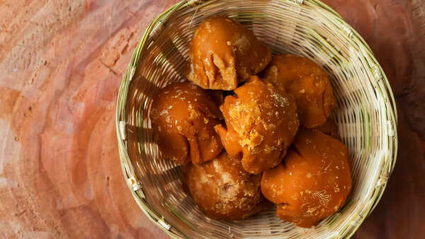 Honey or jaggery: Which one is healthier? - Times of India