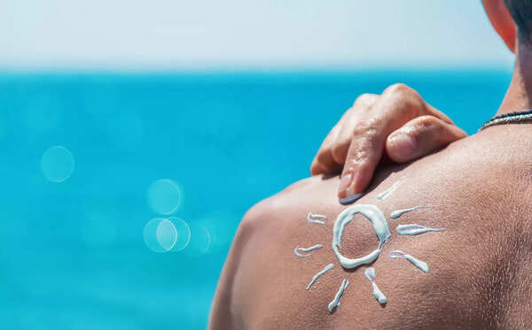 Tan Prevention Tips: How to prevent tan while traveling | - Times of India