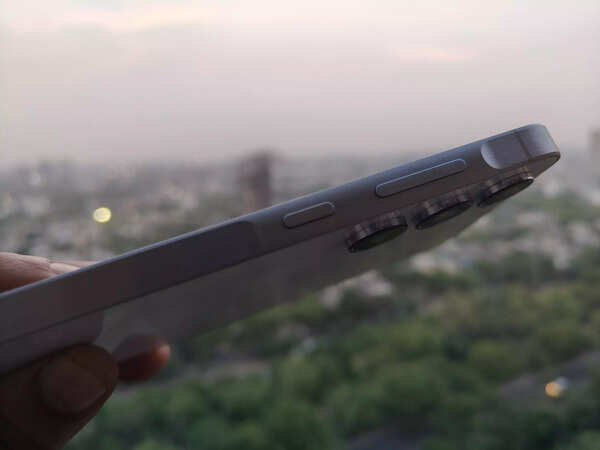 Samsung Galaxy A55 5G review: Impresses in looks, camera and display ...