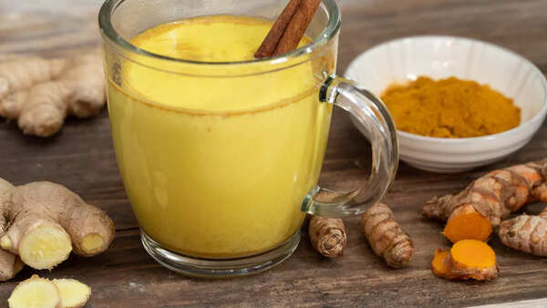Turmeric Water VS Turmeric Milk: Turmeric water versus turmeric milk ...