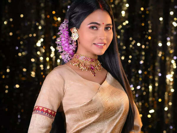 Aimee Baruah Cannes Debut: Assamese actress Aimee Baruah stuns in a ...