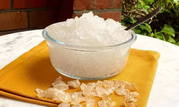 Gond Katira Water Benefits: Beauty benefits of drinking Gond Katira ...