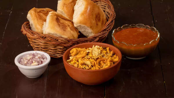 Misal vs Usal: What's is the difference | - Times of India