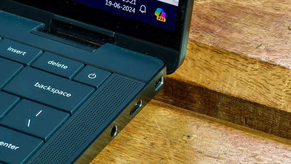 Dell Latitude 9450 2-in-1 review: A business laptop that means business ...