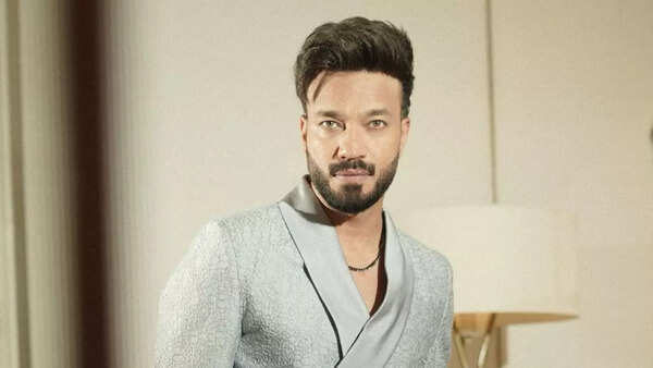 Vicky Photos | Vicky Images | Vicky Pictures | Times of India Entertainment