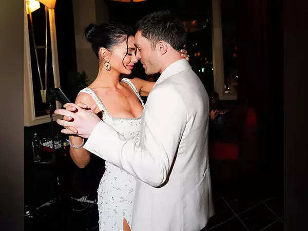 Amy Jackson gets engaged to her boyfriend Ed Westwick in Switzerland