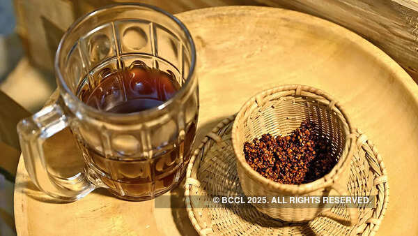 Delhiites savour all things Meghalaya at pineapple fest | Events Movie ...