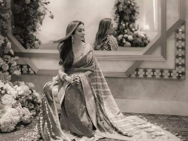 Nita Ambani's 'Charbagh' sari is made of real gold varak | - Times of India