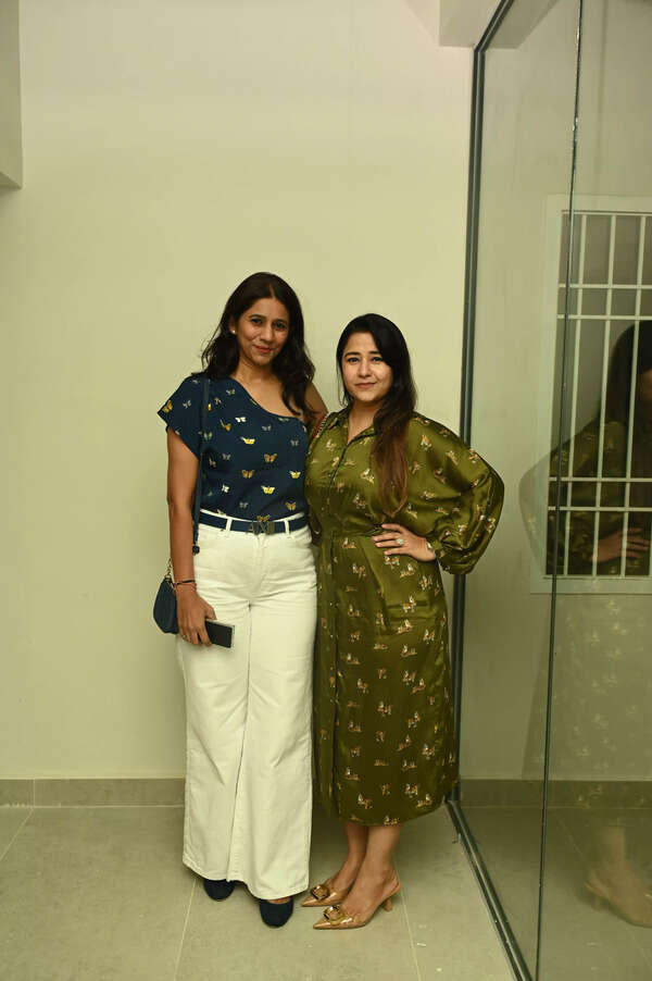 Swathi & Rithu at the launch of The May Flower restaurant in Chennai ...
