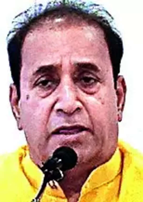 Anil Deshmukh: NCP leader accuses DyCM of framing Aaditya Thackeray and ...