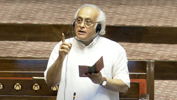 PM Modi receives grand welcome in Bhutan