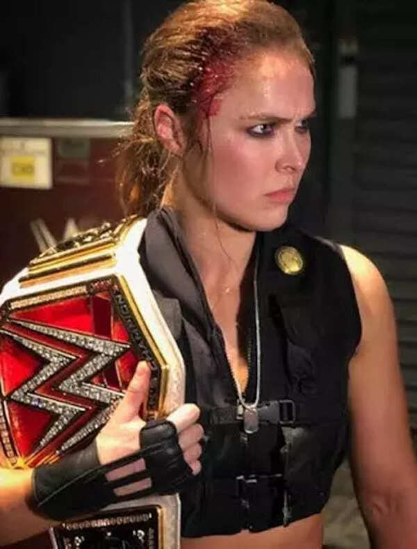 Current Wwe Female Wrestlers