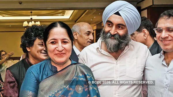 Celebrating nostalgia & achievements at Hindu College’s alumni awards ...