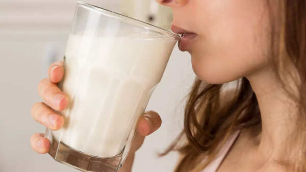 Ideal Daily Milk Intake: How much milk is too much and the right way to ...