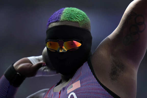 Raven Saunders: Who is Raven Saunders? Why are they competing in a mask ...