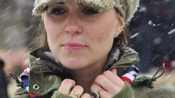 Kate Middleton Promise Ring: Kate Middleton spotted wearing rare ...