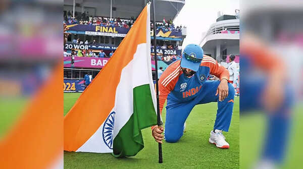 Controversies Involving National Flag in India | - Times of India