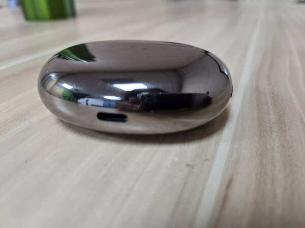 Realme Buds Air 6 Pro review: A worthy competitor with hatke design ...