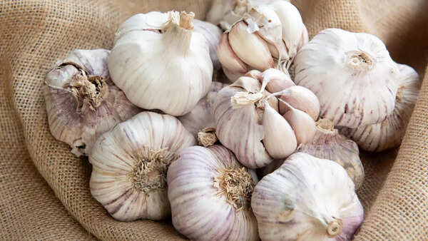Fake Garlic Identity: Fake garlic being sold in the market: 8 tips to ...