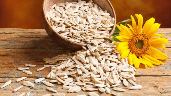 Mid Meal Snack Seeds: 8 Expertly backed seeds for a healthy mid-meal ...