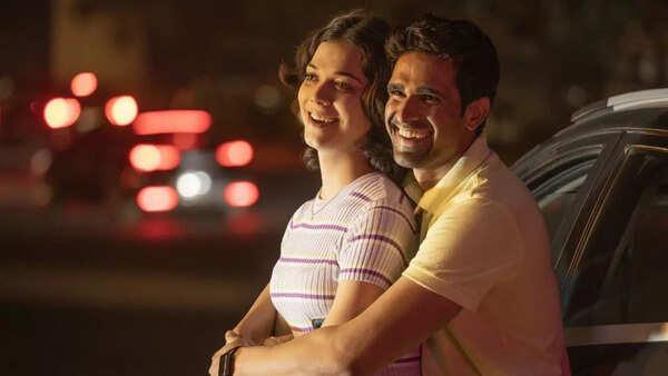 5 simple ways to deepen the bond with your partner - The Times of India
