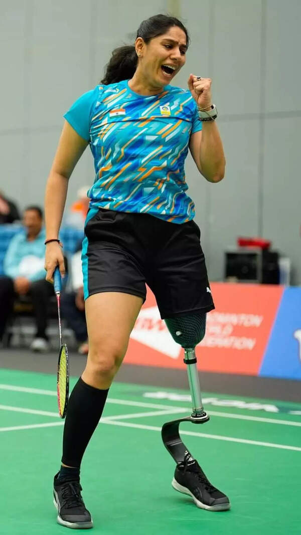 Para badminton player Nitesh Kumar strikes maiden gold at Paralympics ...