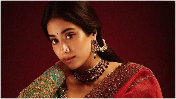 Shanaya Kapoor's Security Altercation: Netizens Call Her 'Snobbish' and ...