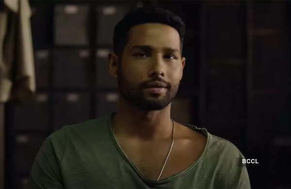 Yudhra Movie Review: Cutting-edge action salvages this meandering crime ...