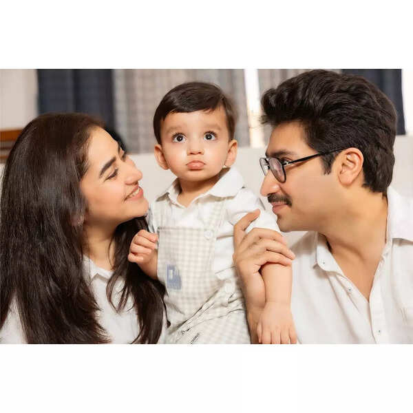 Ridhima Ghosh-Gaurav Chakrabarty celebrates son Dheer’s first birthday ...