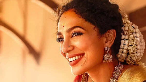 Sobhita Dhulipala before-after pictures spark surgery rumours; netizens ...