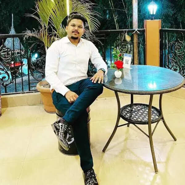 Rs 7,000 crore stock broking scam rocks Hyderabad, FIR filed | Hyderabad News - Times of India