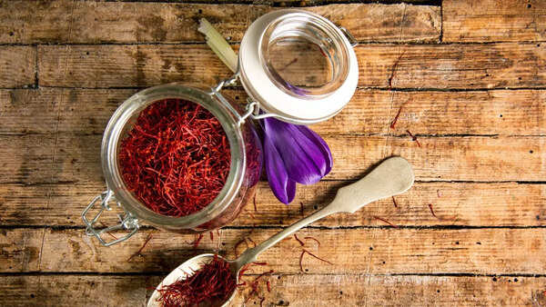 Untold benefits of drinking saffron fennel tea at bed time - Times of India