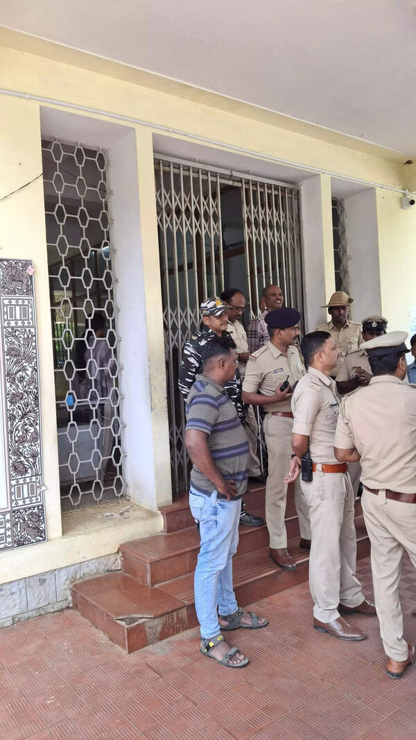 Karnataka MUDA 'scam': Team of 12 ED officials raids Mysuru office | Mysuru News - Times of India