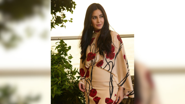 Katrina Kaif maxi dress: Katrina Kaif turns on her ‘Gulab’ mode in a ...